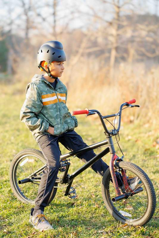 Learning about bike helmets for different hair types - ASCENTALE